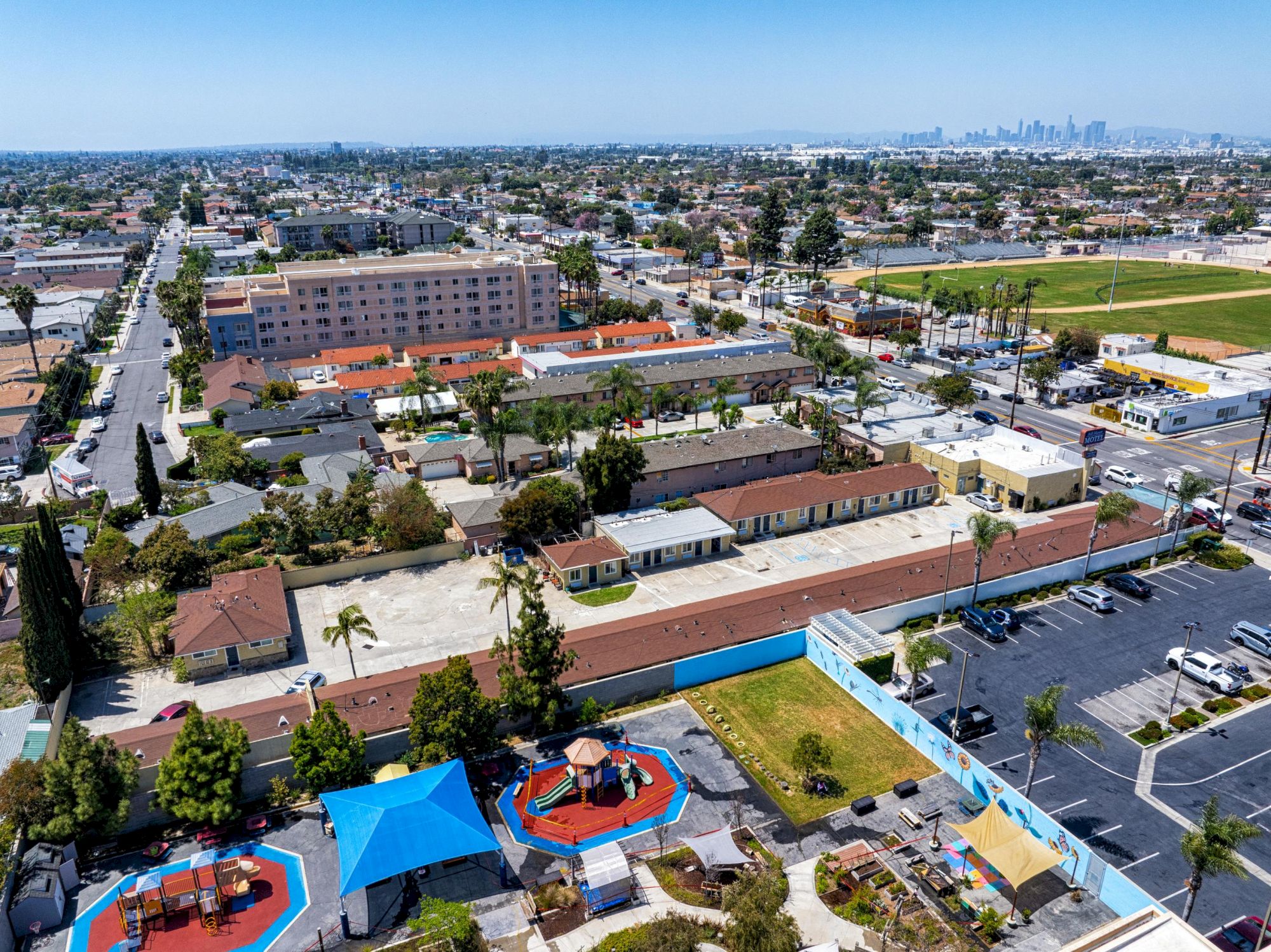 Bell Manor Motel™ A Budget Motel Bell California - Lowest Rate Here ...